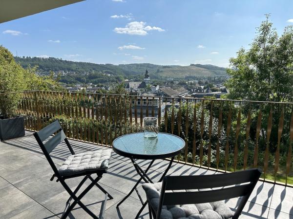 Chices Appartement In Zentraler Lage Mit Großem Balkon - Finnentrop