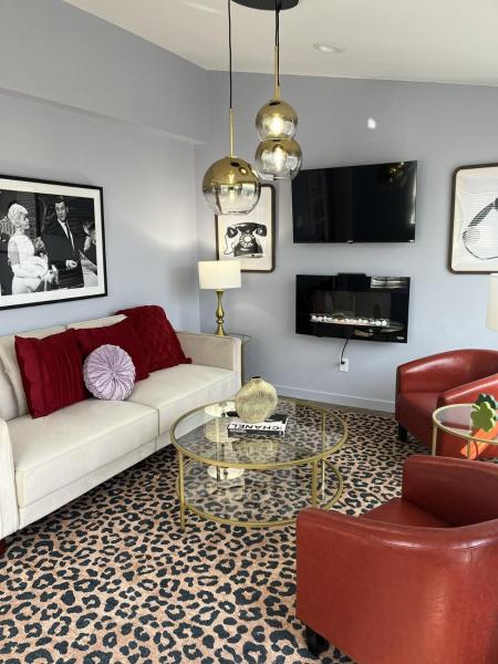 Suite 2 Newly Renovated Dwntwn Wb Steps To Beach - Wisconsin