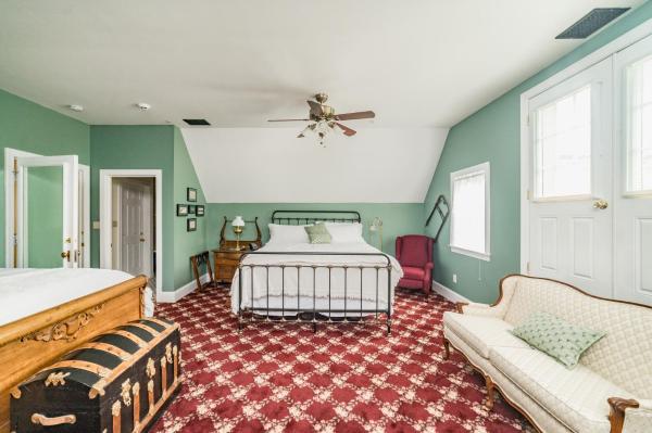 Best Of My Love - Ca King Size Bed+ - Sleeps 2-4 - Lynchburg, VA