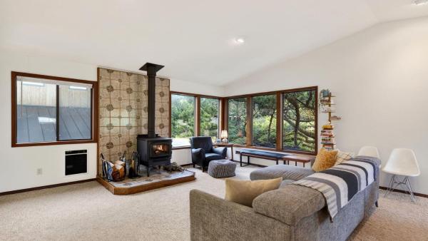 Magic Tree House By Avantstay - Manzanita, OR