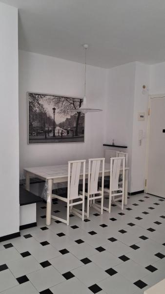 Black And White Family Home - Portofino