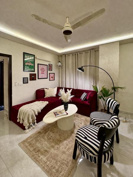 Celeste Suites - 1br Self Checkin - Pool - Gulberg Lahore - 라호르