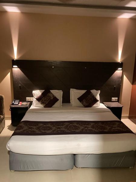 Hotel Kyron - New Delhi