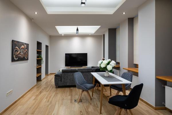 Modern Apartment In Riga Top Location, Kingsize Beds, 2 Br - Riga