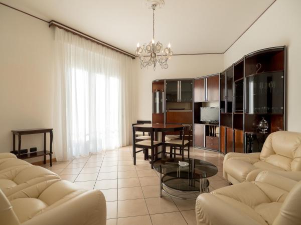 Antonio Rooms 2 - Parma