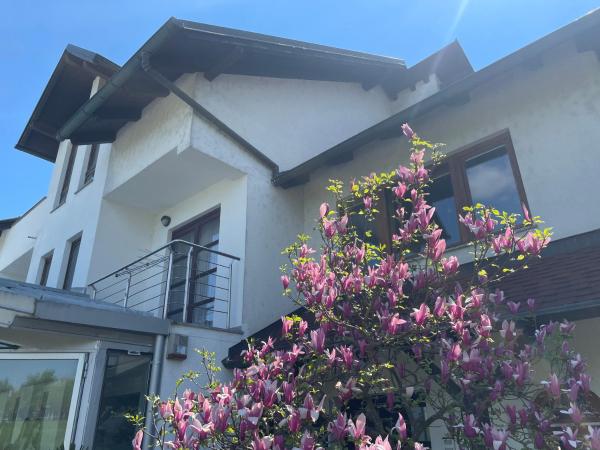 Vila Milka - Balkon - Besplatan Parking - Samostalna Prijava - Karlovac