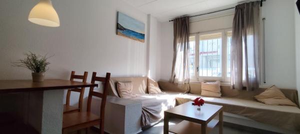 Cozy Apartment In Roses Near The Sea - Roses