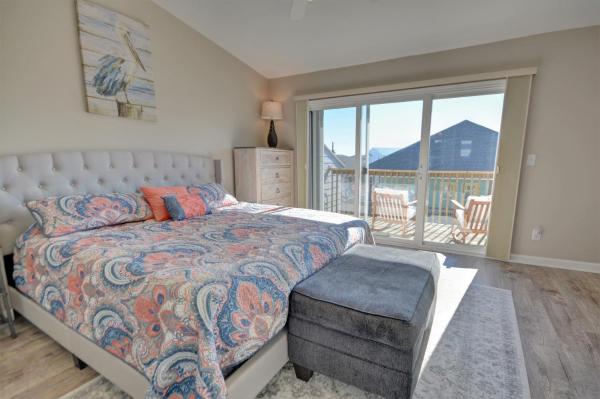 Turtle Cove 125 - Pelican Cabana-spacious 3br Townhome With Water Views In Surf City, Nc - Hampstead, NC