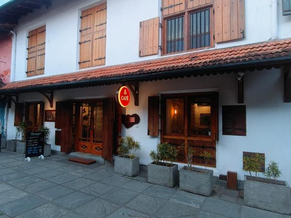 Ezekiel House - Kochi