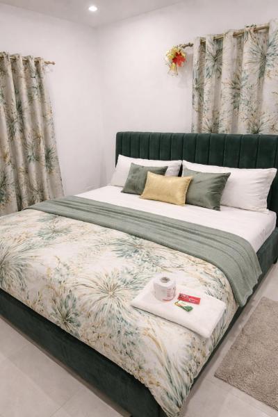 Amazing Suites Bedrooms & Kitchen, Lekki - Shared Apartment - Lagos, Nigeria