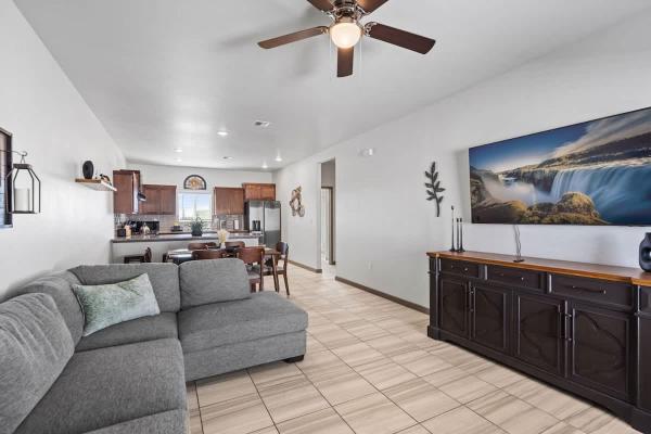 Modern 2br 2ba Home King Bed Smart Tvs C - North Hills - El Paso