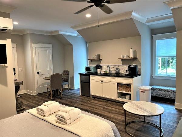 Apartment In Olde Town Bluffton - ブラフトン, SC