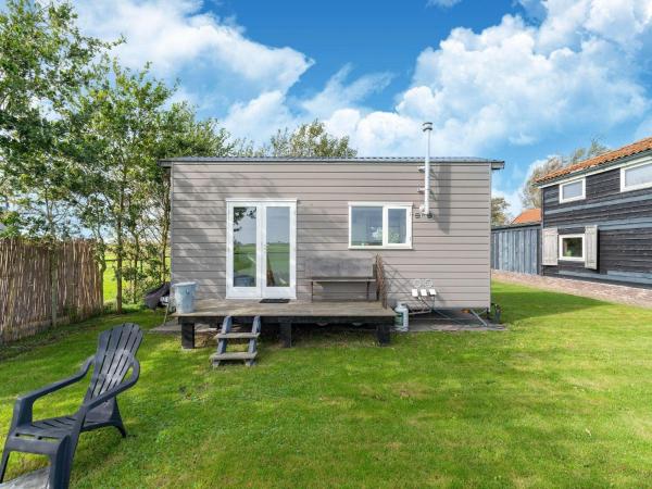 Holiday Home In Burgerbrug Near The Beach - Groet