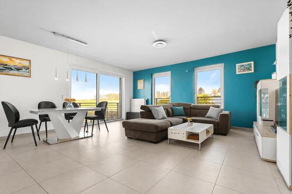 Stunning 2 Bed Mamer Free Parking - Luxembourg