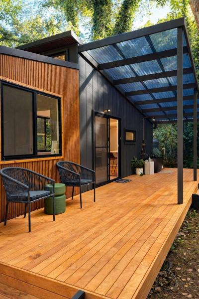 Wave And Willow Tiny Home - Berry