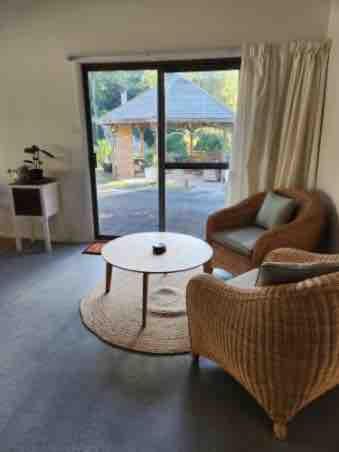 Friends With Bienefelts - Ulverstone