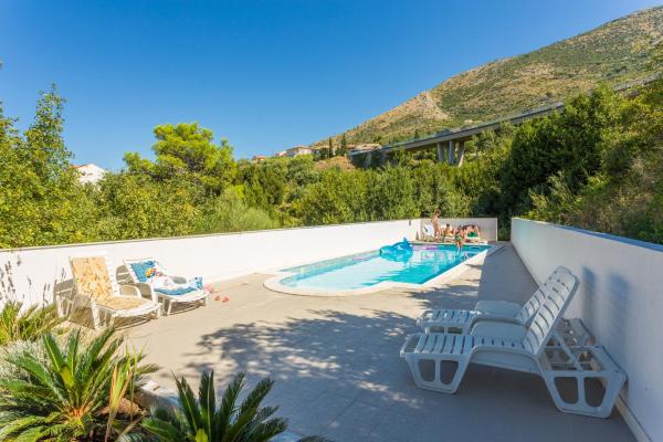 Spacious Family Apartment With Pool - Cavtat