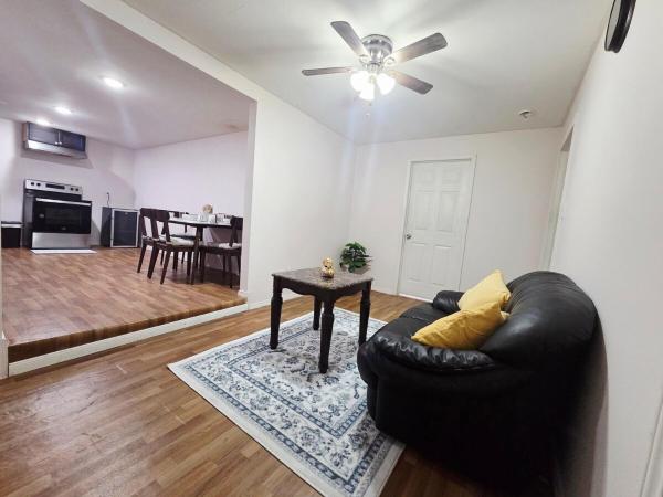 Cozy Houston Retreat Near Galleria-2br - Stafford, TX