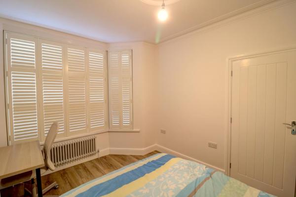Double Room London - Ilford