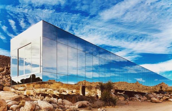 Invisible House Desert Icon W Indoor Pool - Joshua Tree, CA