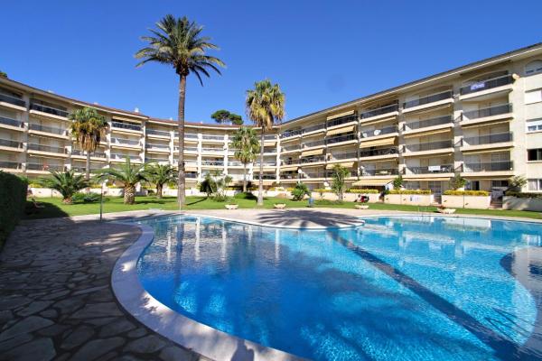 Arenda Flamencos 215 Beach Front Apartment - Miami Platja