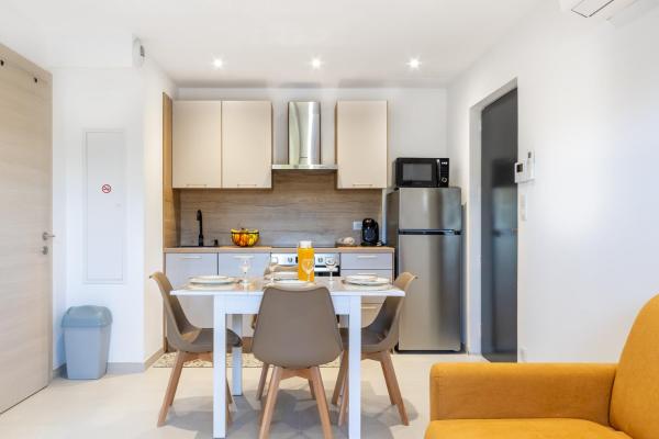 T2 Sun 3 éToiles- Plage & Commerces à 200m- Terrasse Avec Barbecue- Résidence Neuve Avec Parking & Wifi - Porticcio