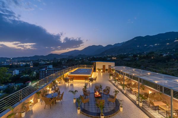 Perfectstayz Premium Aurevva - Dehradun