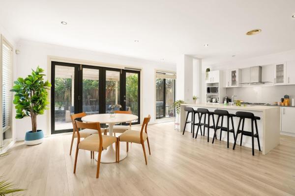 The Brock Manor Burwood - Chad