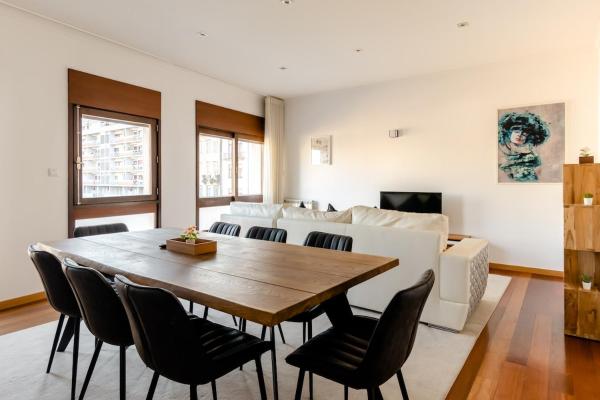 Central Porto 4br Apartment In Porto City Center 2min Metro And Walk Aliados - Matosinhos