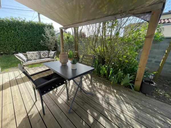 Grand Studio Indépendant Avec Terrasse & Jardin - Chaponnay