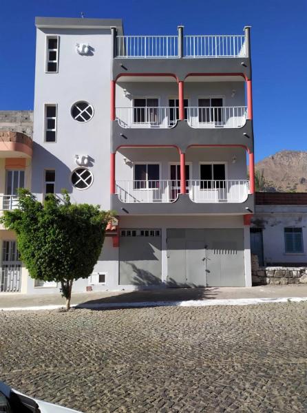 Casa Cabral : Big Apartment Next To The Beach - Cabo Verde