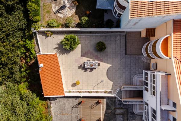 Caldas Charm Getaway - Garden Terrace & Comfort - Caldas da Rainha