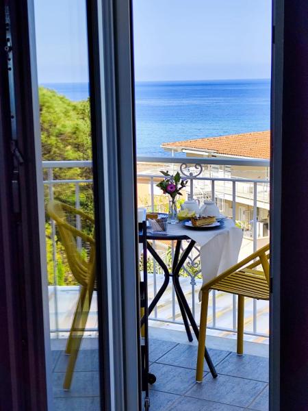 A Casa Di Alessandra - Rooms - Castellabate