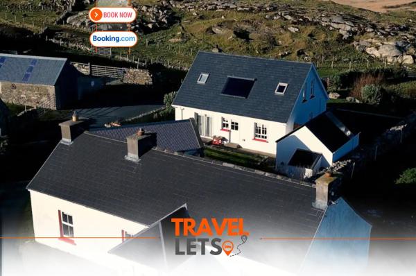 2 Bedroom Cottage By Travel Lets Self Catering Accommodation Donegal With Sea View - County Donegal