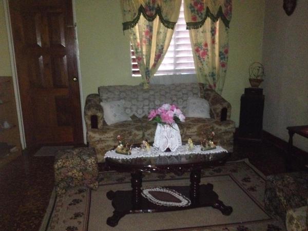 Tour And Have Fun Homestay - Kingston, Jamaica