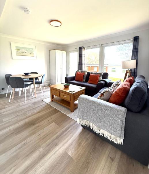 51 Norton Park - Dartmouth