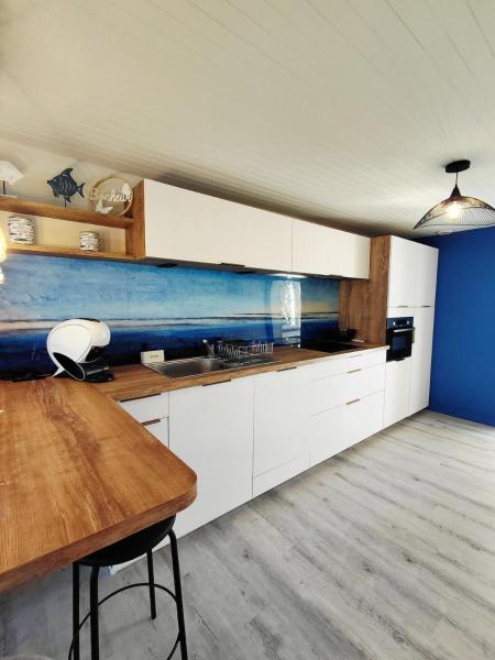 La Cabane Bleue-kerfissien-les Amiets - Brittany