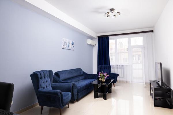 Modern & Bright 2br Apartment, New Building, City Center, Republic Square - Ereván