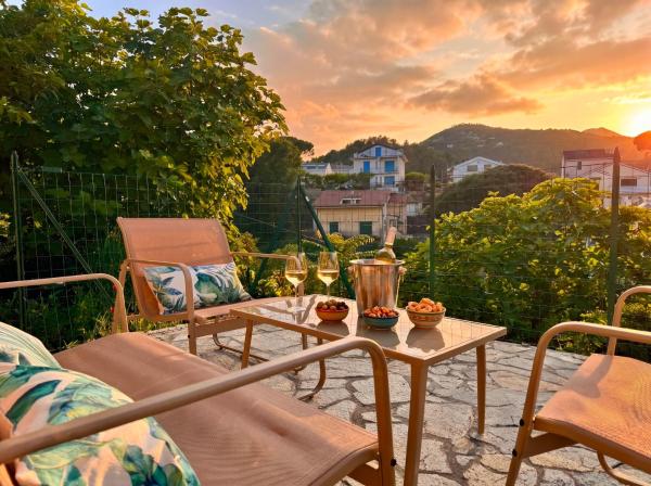Verdeacqua Villa Apartments Tra Natura E Mare - Noli