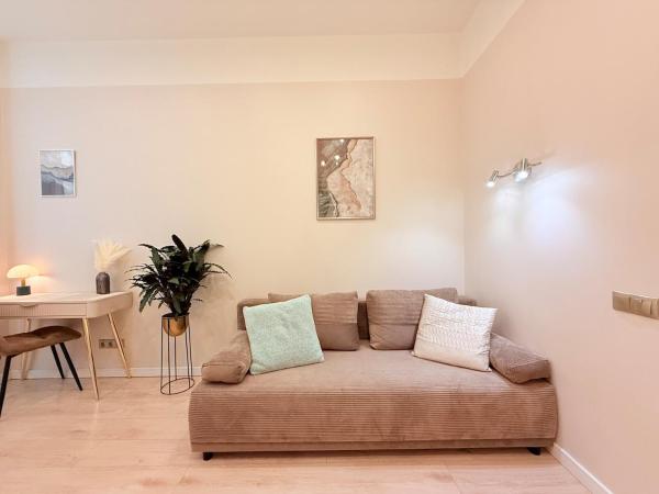 Apartment With A Good Mood In Riga Centre - Riga