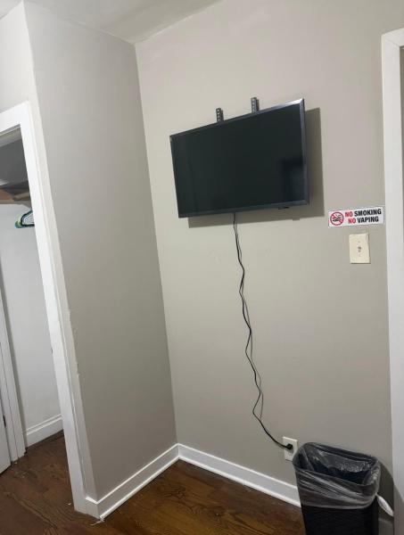 Anne Room - Elizabeth, NJ