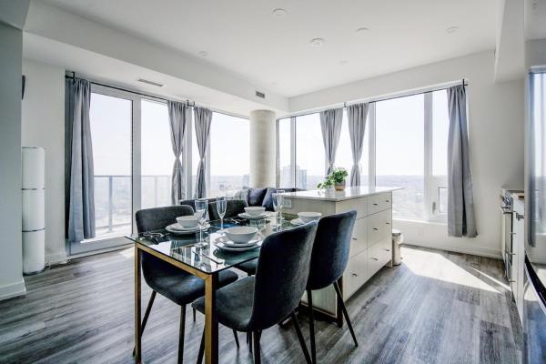 Open Concept With City Views - Kitchener