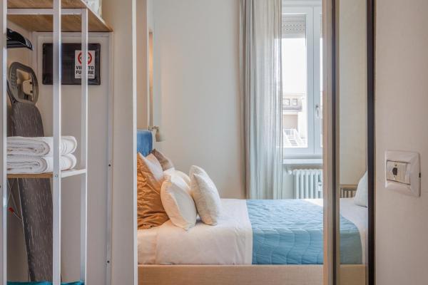 Parma Express Traveller's Lodging Front Station Fs Privat Parking - Parma