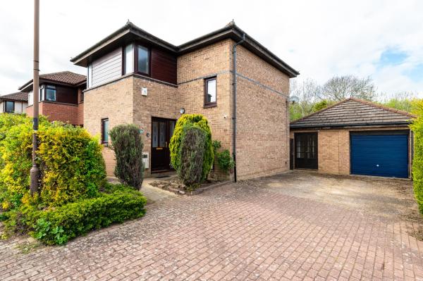 4-bed Contractor & Family Home Parking For Vans Sleeps 6 - Milton Keynes