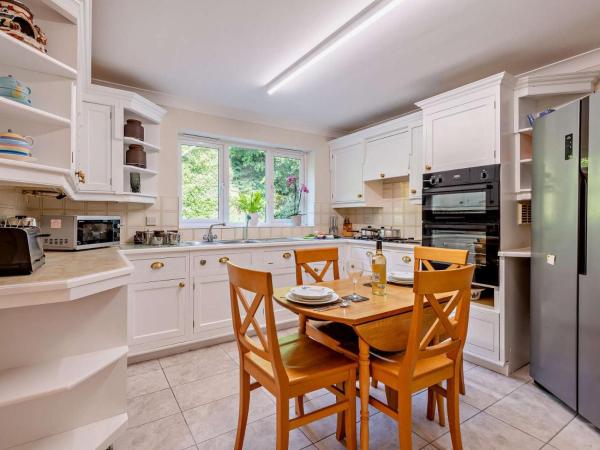 1 Bed In Lymington Oc-92403 - Brockenhurst