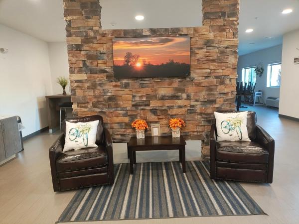 The Grove Inn And Suites - Iowa