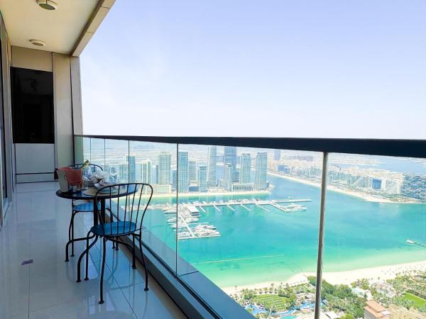 Frank Porter - Ocean Heights - Dubai