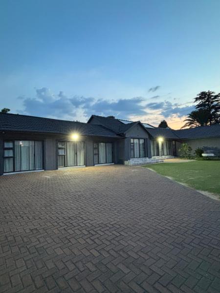 Randhart Guesthouse - 
