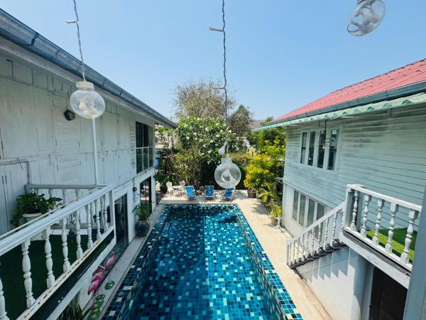 Lalyn Secret Cafe & Restaurant - Hua Hin