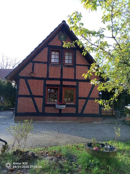 The Red House - Celle